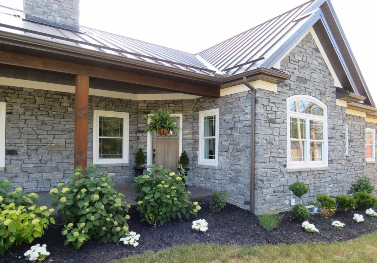Logan Real Granite Thin Veneer Custom Splitface with Dark Mortar ...
